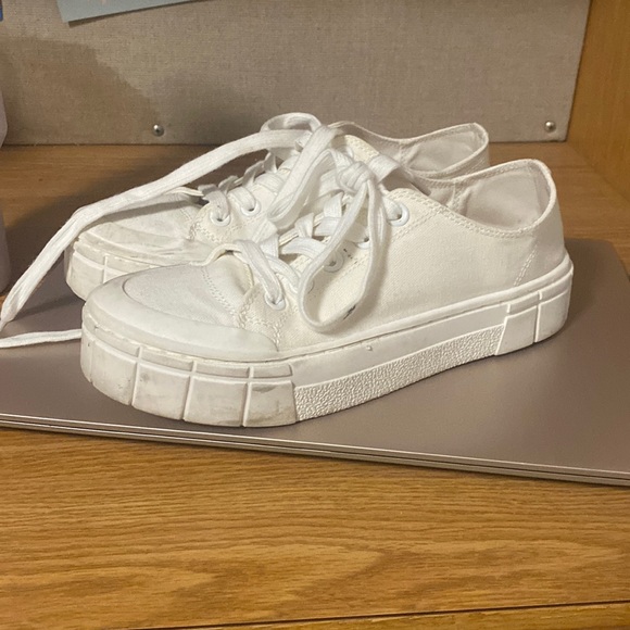 Mad Love | Shoes | Mad Love Womens Fran Sneakers Size 8 | Poshmark